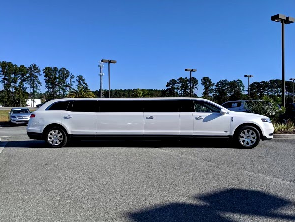 White 10 Passenger Stretch Limo – Manhattan Limousine Service